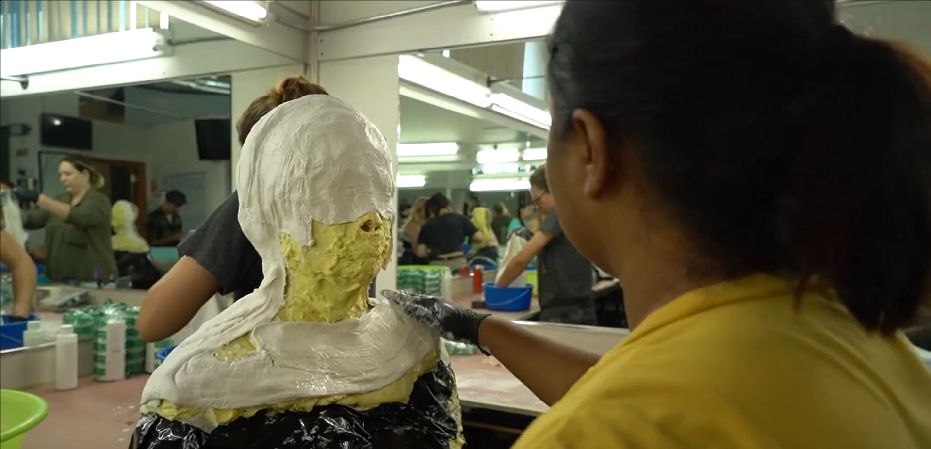 How to Make a Face Cast That Fits Perfectly for Prosthetic Makeup?